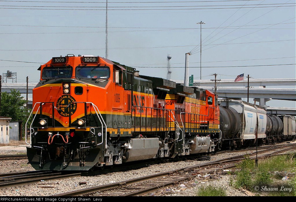 BNSF 1009